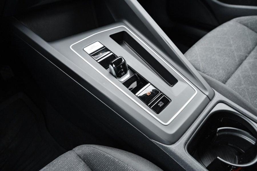 Volkswagen Golf 2024 Rīga, ar dzinēja tilpumu 1.50 L un nobraukumu 112 tūkst. km par 19400 €, foto 15 vietnē AUTOMOTO.COM.LV