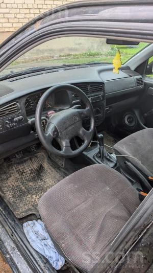 Melns Volkswagen golf-variant 1996 Rīga, ar dzinēja tilpumu 1.90 L un nobraukumu 459 tūkst. km par 650 €, foto 6 vietnē AUTOMOTO.COM.LV