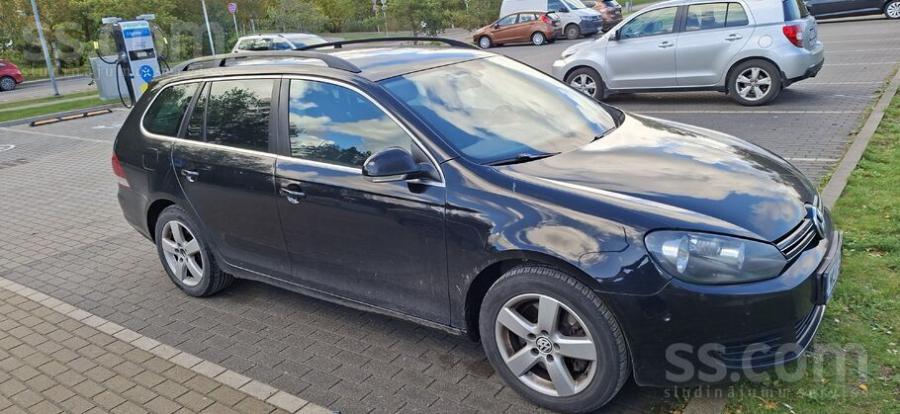 Melns Volkswagen golf-variant 2011 Liepāja, ar dzinēja tilpumu 2.00 L un nobraukumu 360 tūkst. km par 1600 €, foto 1 vietnē AUTOMOTO.COM.LV