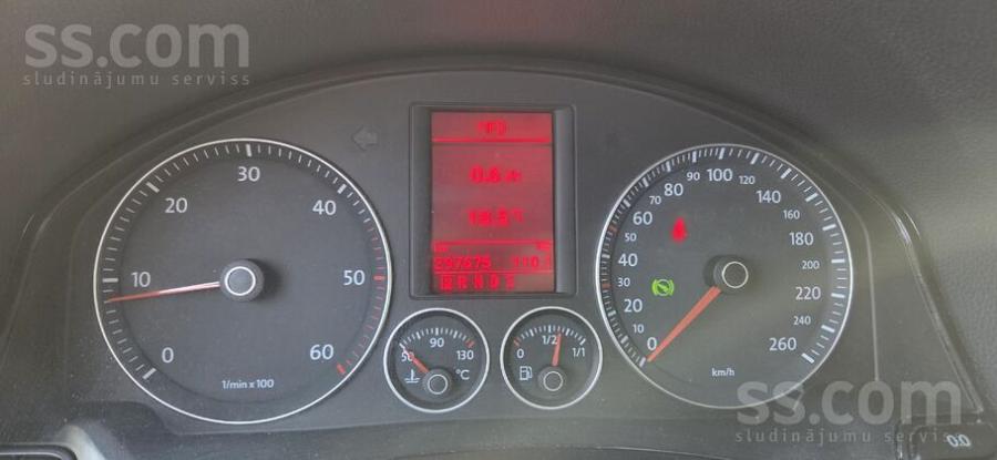 Zils Volkswagen golf-variant 2008 Valka, ar dzinēja tilpumu 1.90 L un nobraukumu 297 tūkst. km par 800 €, foto 5 vietnē AUTOMOTO.COM.LV