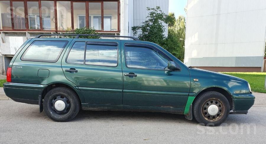 Zaļš Volkswagen golf-variant 1999 Rīga, ar dzinēja tilpumu 1.80 L un nobraukumu 300 tūkst. km par 1250 €, foto 3 vietnē AUTOMOTO.COM.LV