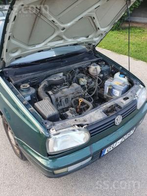 Zaļš Volkswagen golf-variant 1999 Rīga, ar dzinēja tilpumu 1.80 L un nobraukumu 300 tūkst. km par 1250 €, foto 10 vietnē AUTOMOTO.COM.LV