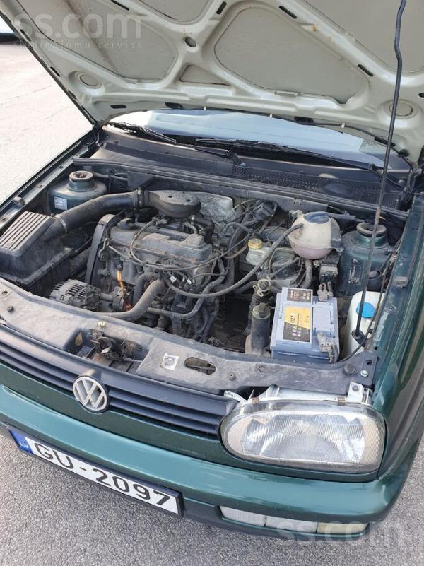 Zaļš Volkswagen golf-variant 1999 Rīga, ar dzinēja tilpumu 1.80 L un nobraukumu 300 tūkst. km par 1250 €, foto 10 vietnē AUTOMOTO.COM.LV
