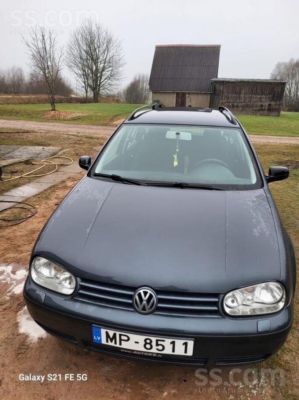 Pelēks Volkswagen golf-variant 2001 Valka, ar dzinēja tilpumu 1.90 L un nobraukumu 417 tūkst. km par 1900 €, foto 1 vietnē AUTOMOTO.COM.LV