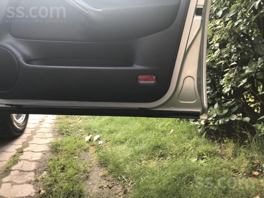 Pelēks Volkswagen golf-variant 2001 Valmiera, ar dzinēja tilpumu 1.90 L un nobraukumu 303 tūkst. km par 1650 €, foto 19 vietnē AUTOMOTO.COM.LV
