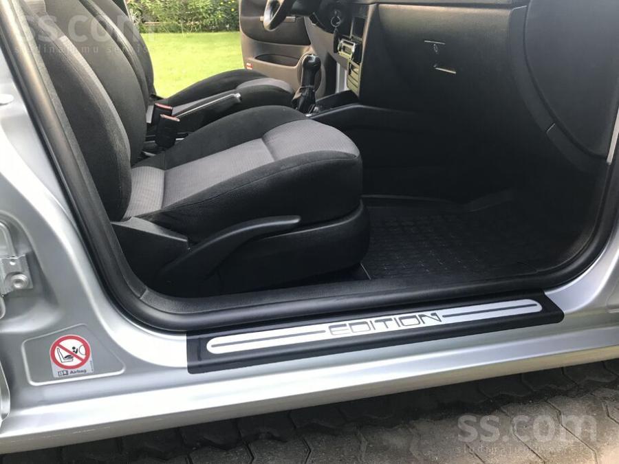 Pelēks Volkswagen golf-variant 2001 Valmiera, ar dzinēja tilpumu 1.90 L un nobraukumu 303 tūkst. km par 1650 €, foto 20 vietnē AUTOMOTO.COM.LV