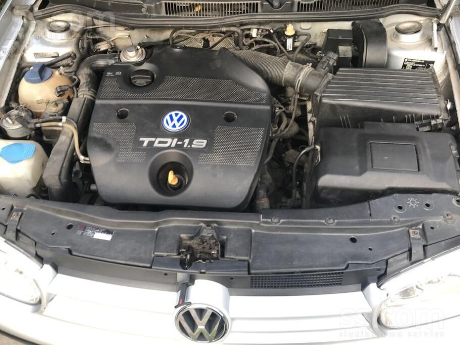 Pelēks Volkswagen golf-variant 2001 Valmiera, ar dzinēja tilpumu 1.90 L un nobraukumu 303 tūkst. km par 1650 €, foto 25 vietnē AUTOMOTO.COM.LV