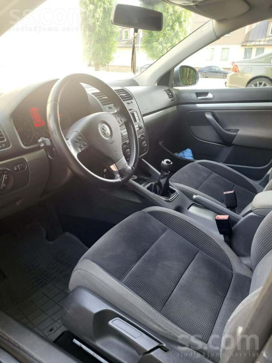 Серый Фольксваген Гольф Вариант 2008 в Лиепая, объемом двигателя 1.40 л и пробегом 0 тыс. км за 1650 €, фото 10 на AUTOMOTO.COM.LV