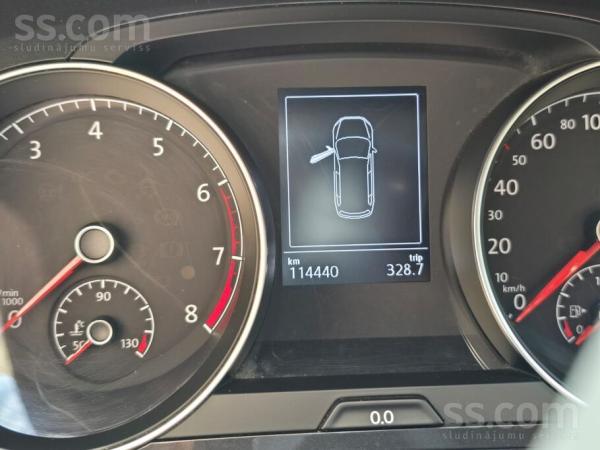 Pelēks Volkswagen golf-variant 2019 Rīga, ar dzinēja tilpumu 1.50 L un nobraukumu 114 tūkst. km par 10000 €, foto 3 vietnē AUTOMOTO.COM.LV