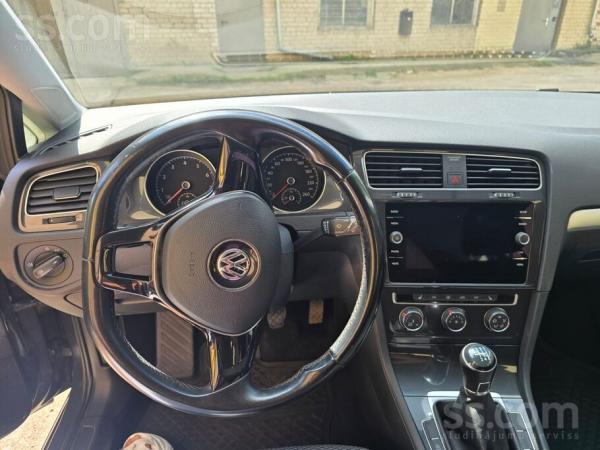 Pelēks Volkswagen golf-variant 2019 Rīga, ar dzinēja tilpumu 1.50 L un nobraukumu 114 tūkst. km par 10000 €, foto 4 vietnē AUTOMOTO.COM.LV