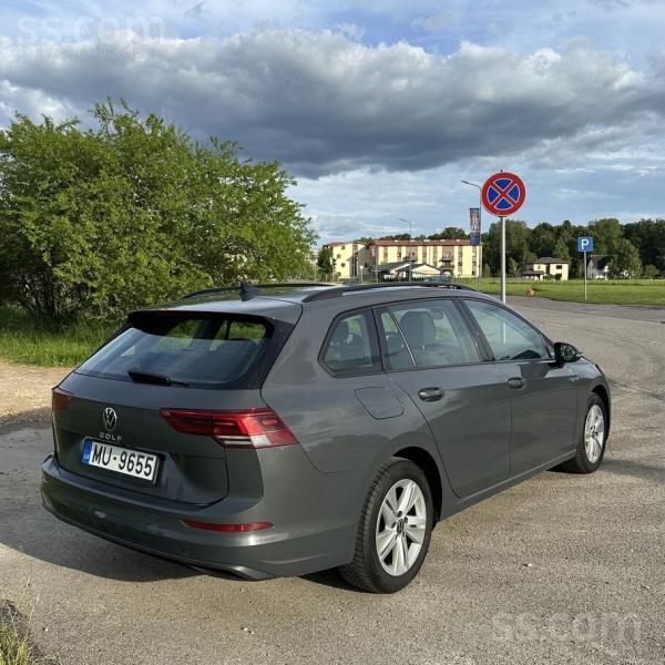 Grey Volkswagen golf-variant 2021 in Riga, with an engine capacity of 1.50 L and mileage of 193 thousand km for 12800 €, photo 2 on AUTOMOTO.COM.LV