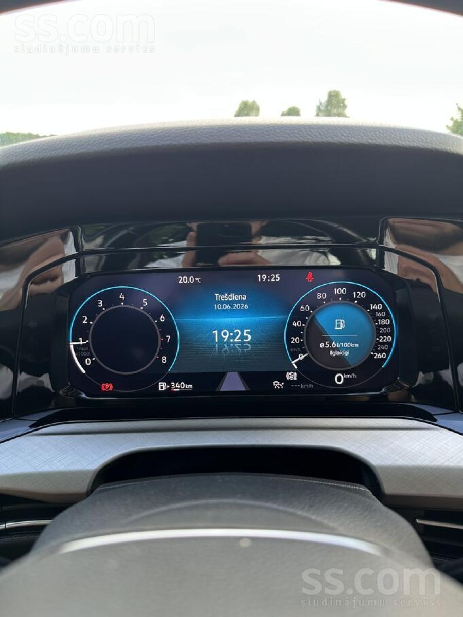 Pelēks Volkswagen golf-variant 2021 Rīga, ar dzinēja tilpumu 1.50 L un nobraukumu 193 tūkst. km par 12800 €, foto 18 vietnē AUTOMOTO.COM.LV