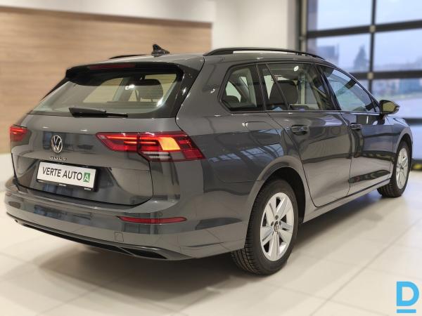 Grey Volkswagen golf-variant 2021 in Riga, with an engine capacity of 2.00 L and mileage of 186 thousand km for 15490 €, photo 4 on AUTOMOTO.COM.LV
