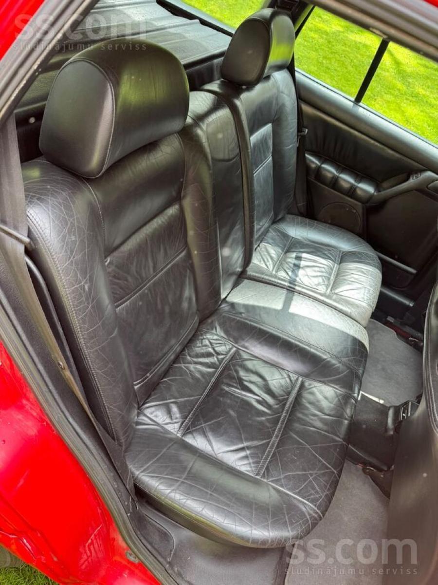 Red Volkswagen golf-variant 1998 in Jurmala, with an engine capacity of 1.90 L and mileage of 307 thousand km for 4400 €, photo 10 on AUTOMOTO.COM.LV