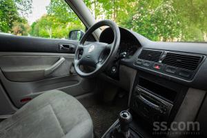 Volkswagen golf-variant 2000 Rīga, ar dzinēja tilpumu 1.40 L un nobraukumu 224 tūkst. km par 800 €, foto 7 vietnē AUTOMOTO.COM.LV