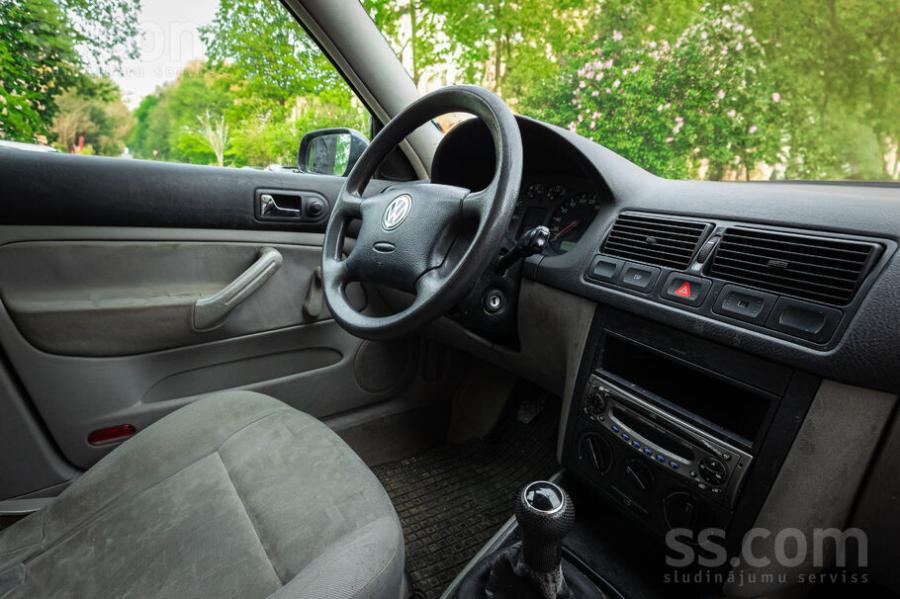 Volkswagen golf-variant 2000 Rīga, ar dzinēja tilpumu 1.40 L un nobraukumu 224 tūkst. km par 800 €, foto 7 vietnē AUTOMOTO.COM.LV