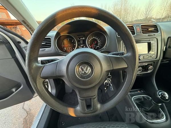 Volkswagen golf-variant 2012 in Tartu, with an engine capacity of 1.60 L and mileage of 450 thousand km for 3599 €, photo 6 on AUTOMOTO.COM.LV