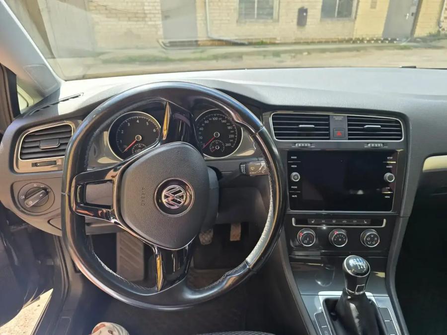 Volkswagen golf-variant 2019 in Tukums, with an engine capacity of 0.00 L and mileage of 114 thousand km for 9999 €, photo 5 on AUTOMOTO.COM.LV