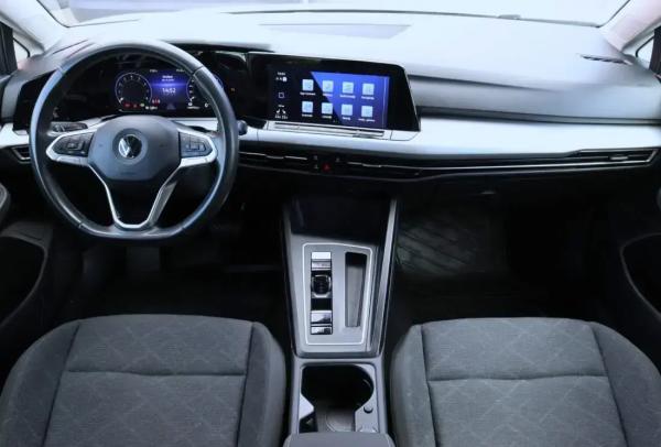 Volkswagen golf-variant 2022 RÄ«ga vietnÄ Volkswagen golf-variant 2022 RÄ«ga, ar dzinÄja tilpumu 1.50 L un nobraukumu 141 tÅ«kst. km par 14200 ā¬, foto 8 vietnÄ AUTOMOTO.COM.LV