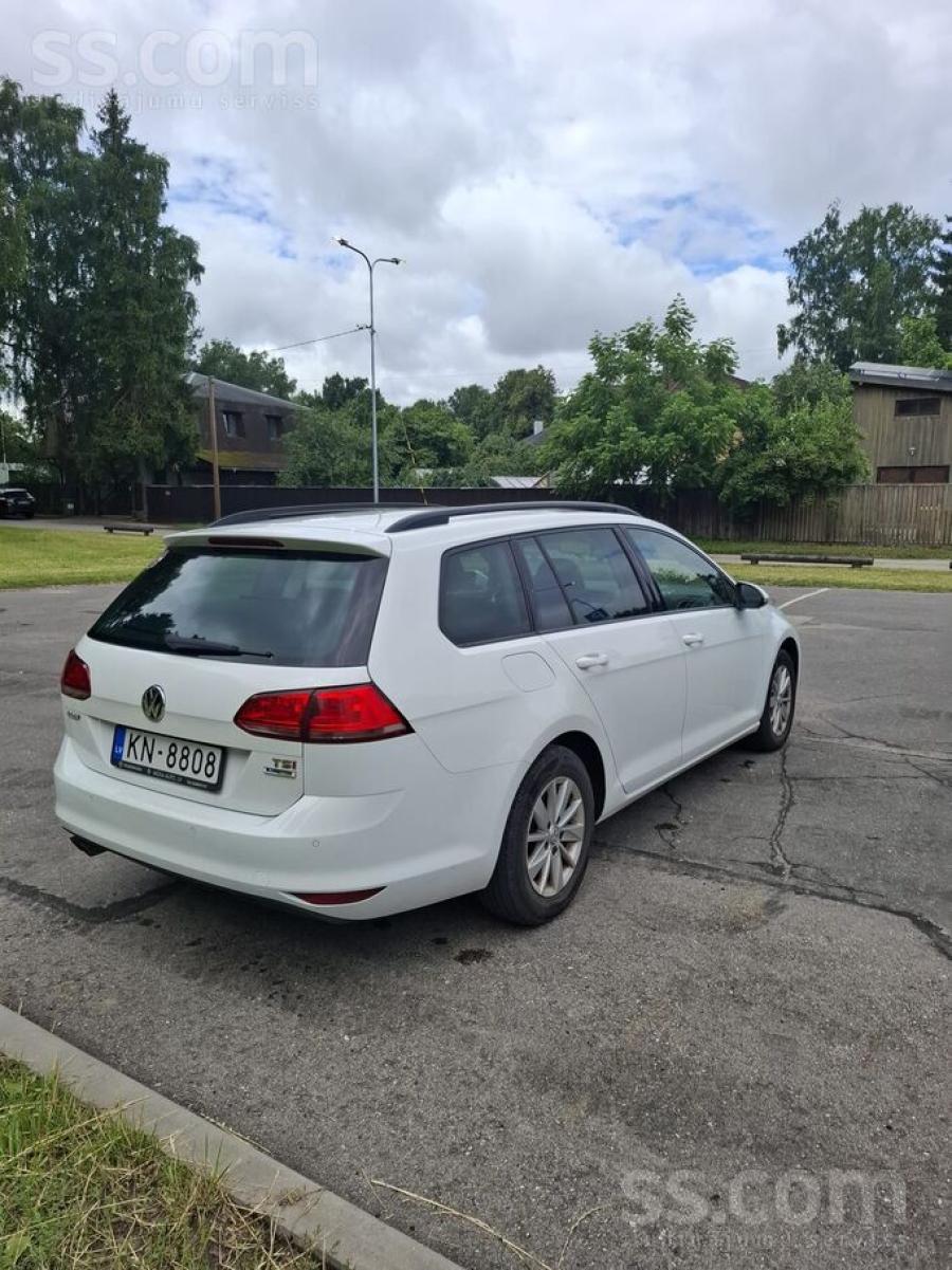 White Volkswagen golf-variant 2016 in Riga, with an engine capacity of 1.40 L and mileage of 150 thousand km for 9500 €, photo 15 on AUTOMOTO.COM.LV