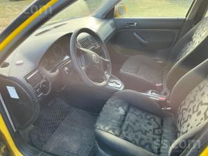 Yellow Volkswagen golf-variant 2002 in Riga, with an engine capacity of 1.90 L and mileage of 408 thousand km for 550 €, photo 6 on AUTOMOTO.COM.LV
