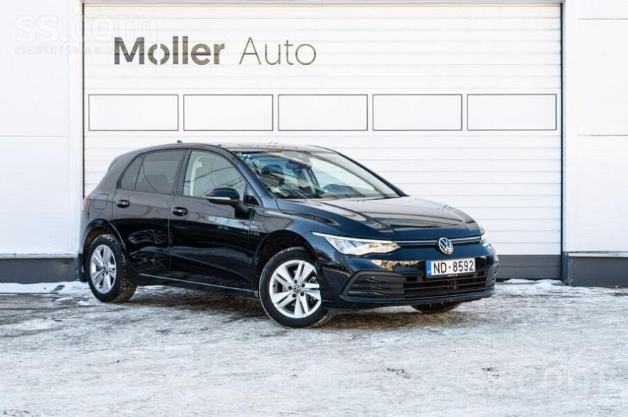 Melns Volkswagen Golf VIII 2022 Rīga, ar dzinēja tilpumu 1.00 L un nobraukumu 35 tūkst. km par 18300 €, foto 2 vietnē AUTOMOTO.COM.LV