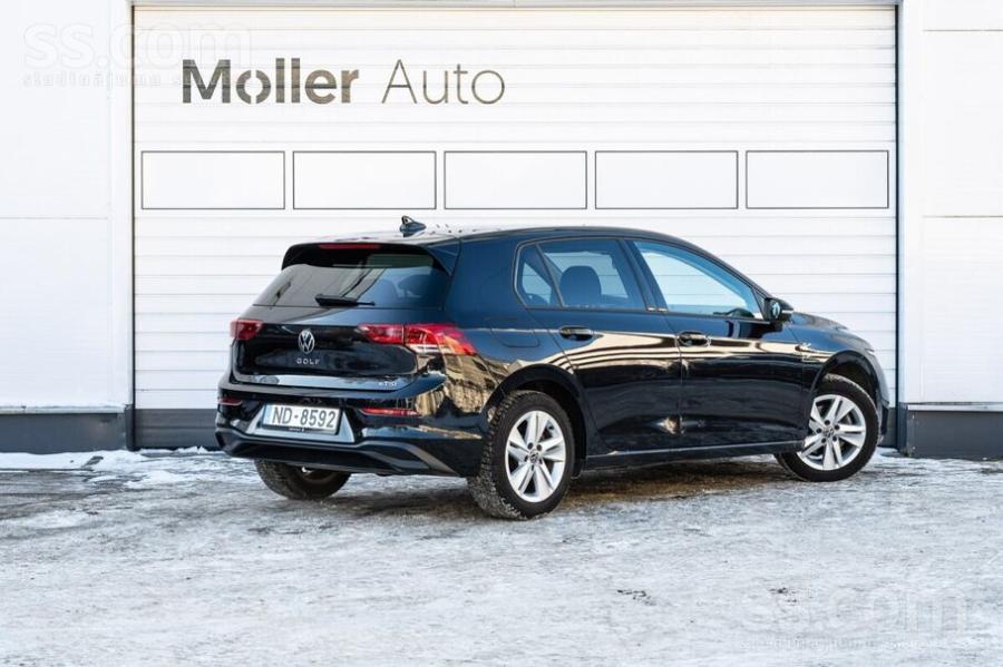 Melns Volkswagen Golf VIII 2022 Rīga, ar dzinēja tilpumu 1.00 L un nobraukumu 35 tūkst. km par 18300 €, foto 4 vietnē AUTOMOTO.COM.LV