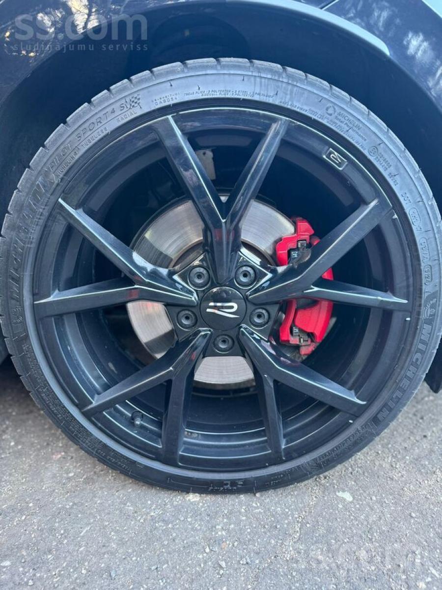 Melns Volkswagen Golf VIII 2022 Rīga, ar dzinēja tilpumu 2.00 L un nobraukumu 86 tūkst. km par 25700 €, foto 12 vietnē AUTOMOTO.COM.LV