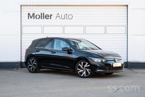 Black Volkswagen Golf VIII 2022 in Riga, with an engine capacity of 2.00 L and mileage of 157 thousand km for 19250 €, photo 3 on AUTOMOTO.COM.LV