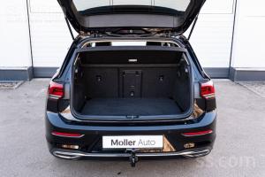 Black Volkswagen Golf VIII 2022 in Riga, with an engine capacity of 2.00 L and mileage of 157 thousand km for 19250 €, photo 19 on AUTOMOTO.COM.LV