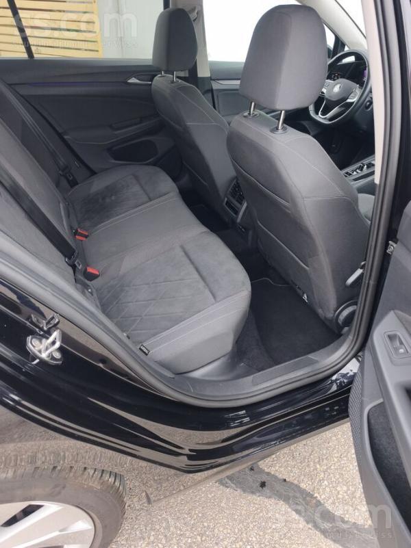 Melns Volkswagen Golf VIII 2022 Rīga, ar dzinēja tilpumu 1.50 L un nobraukumu 40 tūkst. km par 18855 €, foto 7 vietnē AUTOMOTO.COM.LV