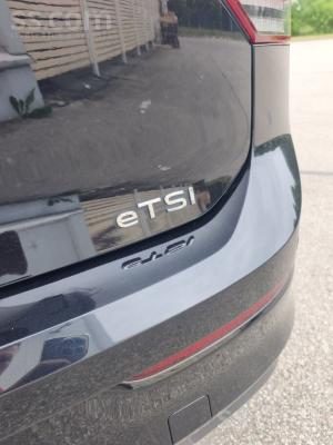 Black Volkswagen Golf VIII 2022 in Riga, with an engine capacity of 1.50 L and mileage of 40 thousand km for 18855 €, photo 13 on AUTOMOTO.COM.LV