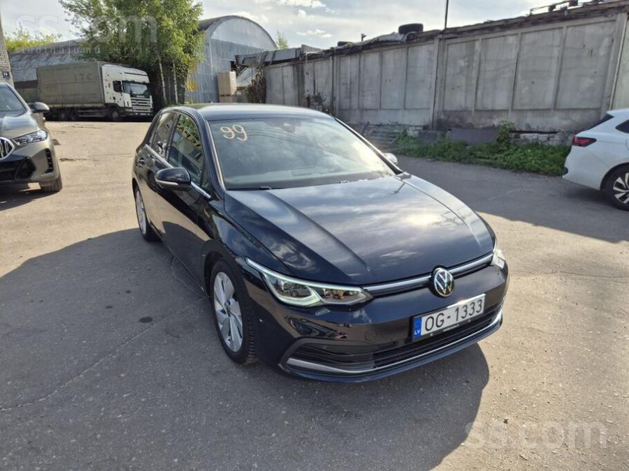 Melns Volkswagen Golf VIII 2022 Rīga, ar dzinēja tilpumu 1.50 L un nobraukumu 36 tūkst. km par 18990 €, foto 3 vietnē AUTOMOTO.COM.LV