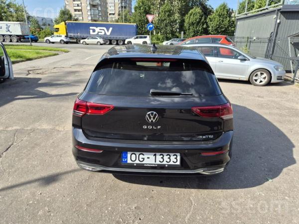 Черный Фольксваген Golf 8 2022 в Рига, объемом двигателя 1.50 л и пробегом 36 тыс. км за 18990 €, фото 7 на AUTOMOTO.COM.LV