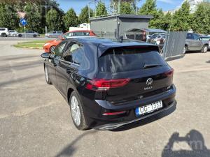 Melns Volkswagen Golf VIII 2022 Rīga, ar dzinēja tilpumu 1.50 L un nobraukumu 36 tūkst. km par 18990 €, foto 9 vietnē AUTOMOTO.COM.LV