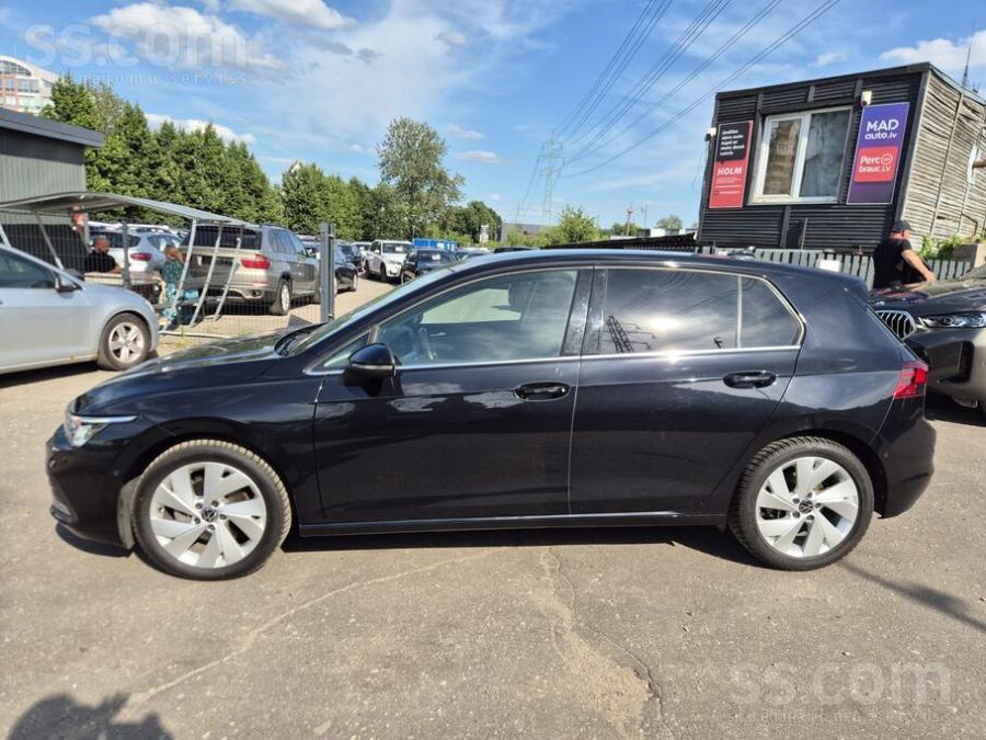 Melns Volkswagen Golf VIII 2022 Rīga, ar dzinēja tilpumu 1.50 L un nobraukumu 36 tūkst. km par 18990 €, foto 10 vietnē AUTOMOTO.COM.LV