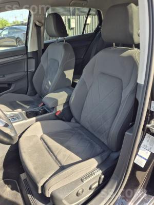 Melns Volkswagen Golf VIII 2022 Rīga, ar dzinēja tilpumu 1.50 L un nobraukumu 36 tūkst. km par 18990 €, foto 13 vietnē AUTOMOTO.COM.LV