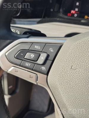 Melns Volkswagen Golf VIII 2022 Rīga, ar dzinēja tilpumu 1.50 L un nobraukumu 36 tūkst. km par 18990 €, foto 20 vietnē AUTOMOTO.COM.LV