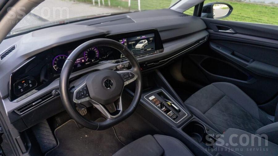 Melns Volkswagen Golf VIII 2022 Rīga, ar dzinēja tilpumu 1.50 L un nobraukumu 36 tūkst. km par 18990 €, foto 11 vietnē AUTOMOTO.COM.LV