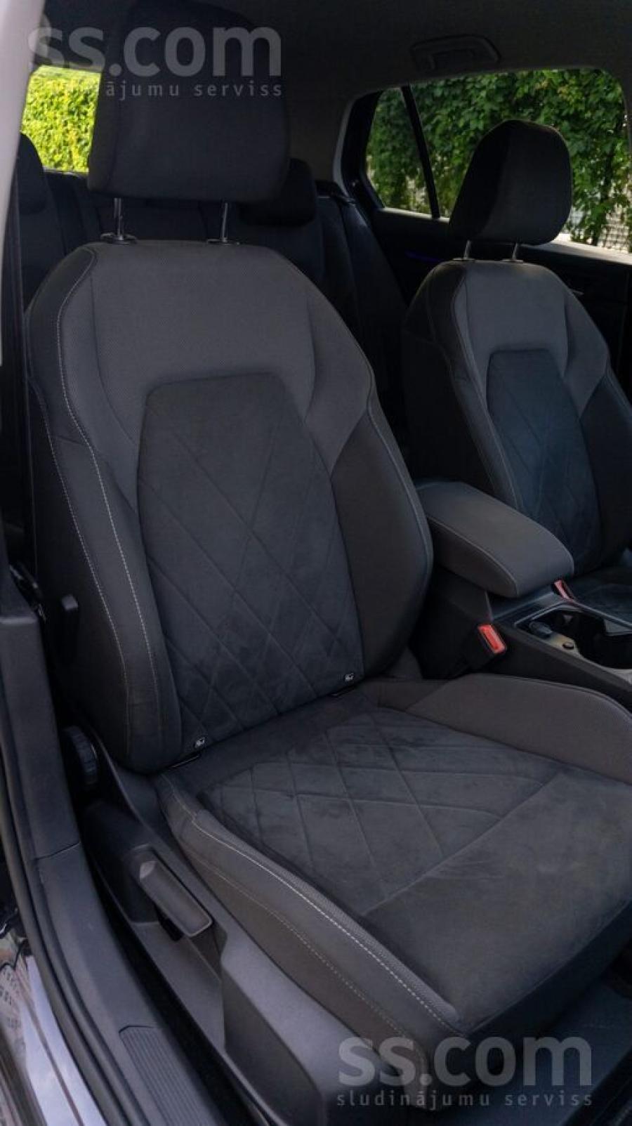 Melns Volkswagen Golf VIII 2022 Rīga, ar dzinēja tilpumu 1.50 L un nobraukumu 36 tūkst. km par 18990 €, foto 30 vietnē AUTOMOTO.COM.LV
