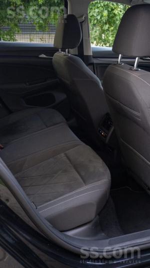 Melns Volkswagen Golf VIII 2022 Rīga, ar dzinēja tilpumu 1.50 L un nobraukumu 36 tūkst. km par 18990 €, foto 31 vietnē AUTOMOTO.COM.LV