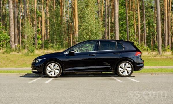 Melns Volkswagen Golf VIII 2022 Rīga, ar dzinēja tilpumu 1.50 L un nobraukumu 36 tūkst. km par 18990 €, foto 5 vietnē AUTOMOTO.COM.LV