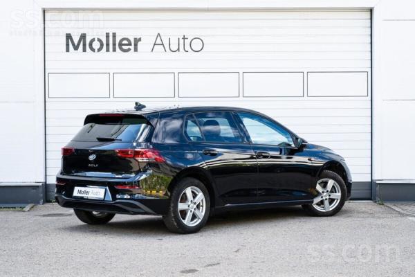 Volkswagen Golf VIII 2022 Rīga vietnē Melns Volkswagen Golf VIII 2022 Rīga, ar dzinēja tilpumu 1.50 L un nobraukumu 105 tūkst. km par 18950 €, foto 5 vietnē AUTOMOTO.COM.LV
