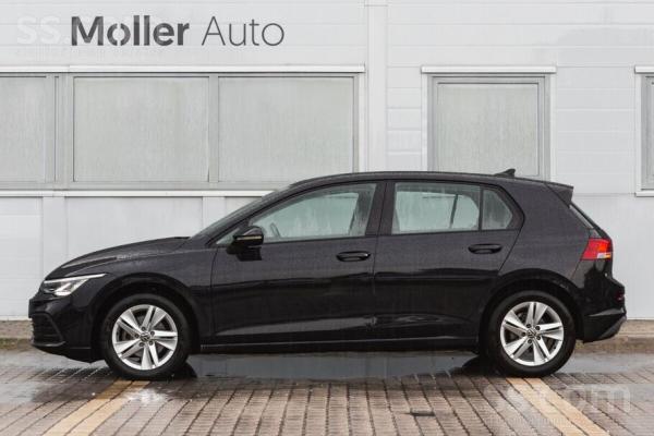 Melns Volkswagen Golf VIII 2023 Ventspils, ar dzinēja tilpumu 2.00 L un nobraukumu 140 tūkst. km par 17000 €, foto 2 vietnē AUTOMOTO.COM.LV