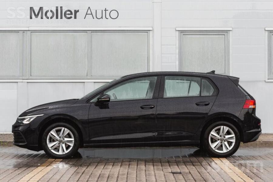 Melns Volkswagen Golf VIII 2023 Ventspils, ar dzinēja tilpumu 2.00 L un nobraukumu 140 tūkst. km par 17000 €, foto 3 vietnē AUTOMOTO.COM.LV