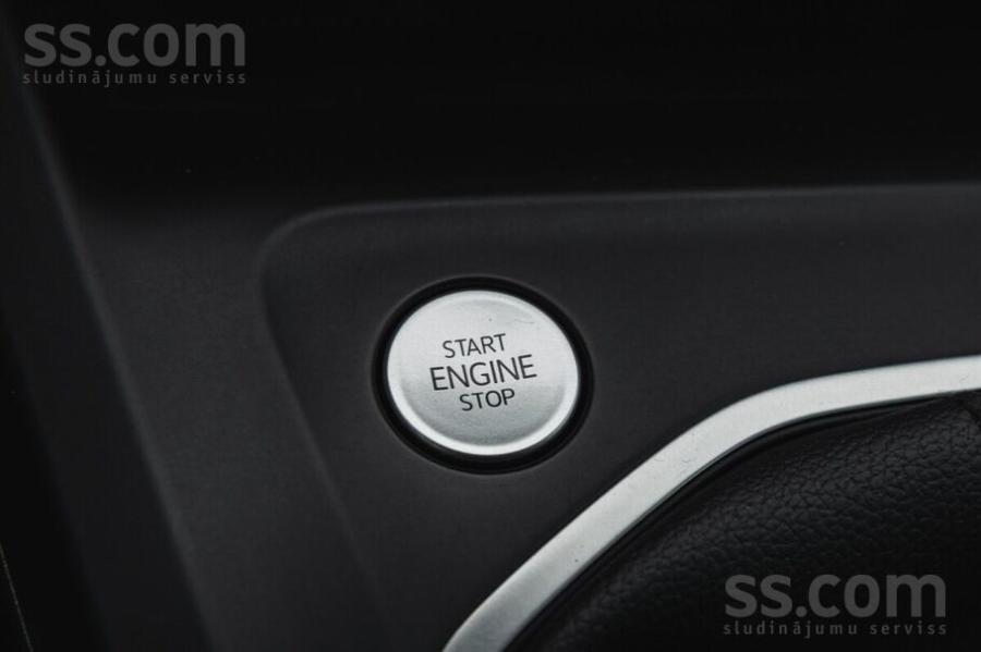 Melns Volkswagen Golf VIII 2023 Ventspils, ar dzinēja tilpumu 2.00 L un nobraukumu 140 tūkst. km par 17000 €, foto 27 vietnē AUTOMOTO.COM.LV