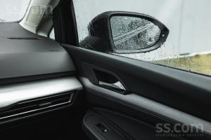 Melns Volkswagen Golf VIII 2023 Ventspils, ar dzinēja tilpumu 2.00 L un nobraukumu 140 tūkst. km par 17000 €, foto 31 vietnē AUTOMOTO.COM.LV