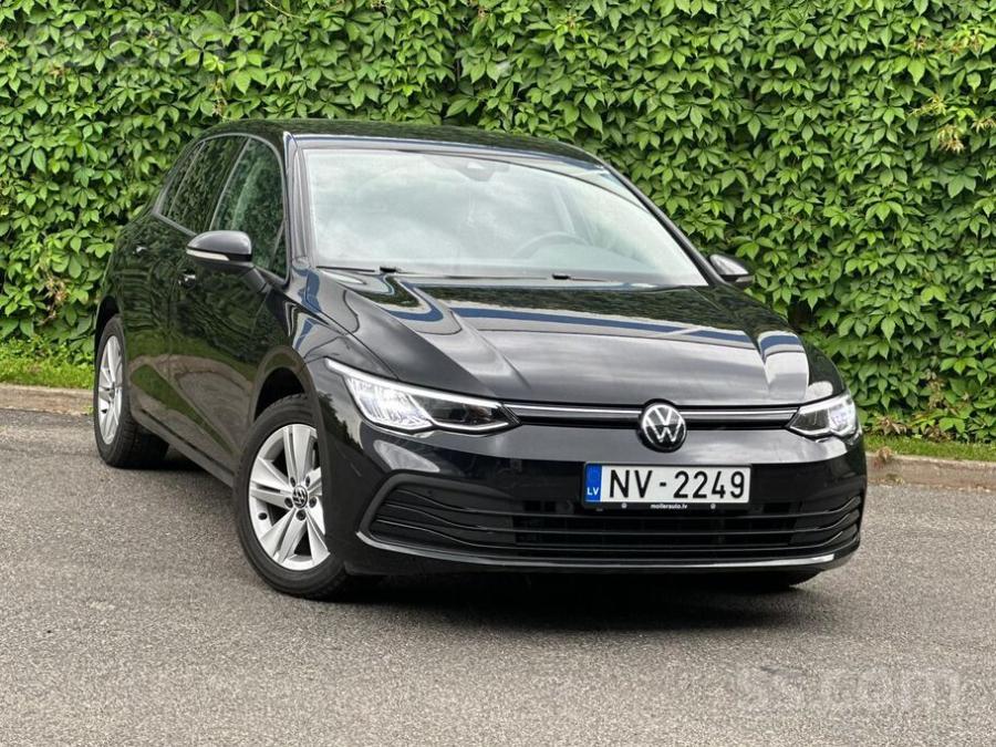 Melns Volkswagen Golf VIII 2024 Rīga, ar dzinēja tilpumu 1.50 L un nobraukumu 33 tūkst. km par 15290 €, foto 4 vietnē AUTOMOTO.COM.LV