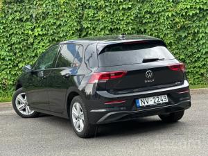 Melns Volkswagen Golf VIII 2024 Rīga, ar dzinēja tilpumu 1.50 L un nobraukumu 33 tūkst. km par 15290 €, foto 5 vietnē AUTOMOTO.COM.LV