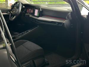 Melns Volkswagen Golf VIII 2024 Rīga, ar dzinēja tilpumu 1.50 L un nobraukumu 33 tūkst. km par 15290 €, foto 19 vietnē AUTOMOTO.COM.LV